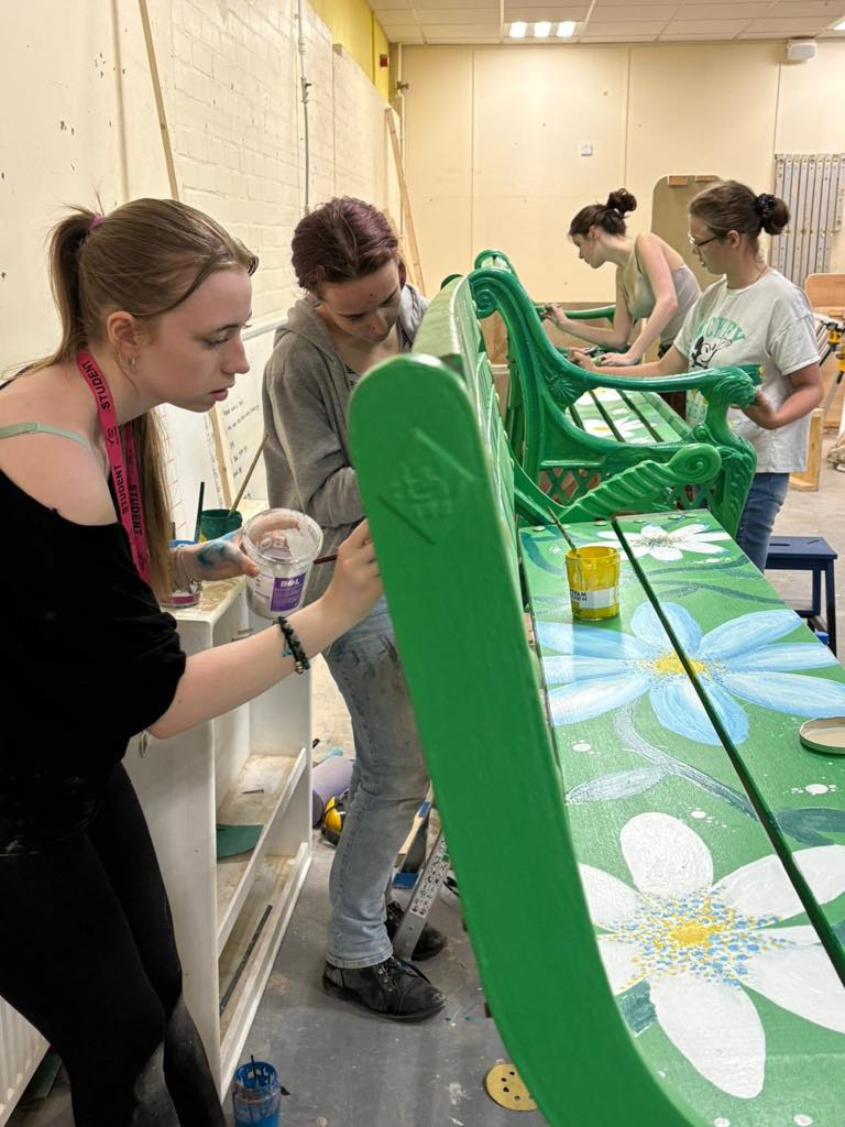 Adult study courses (19+) at Lincoln College