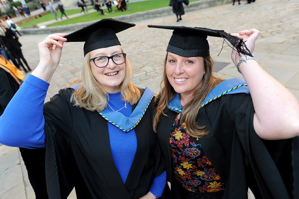 Lincoln College celebrates its 21st graduation ceremony